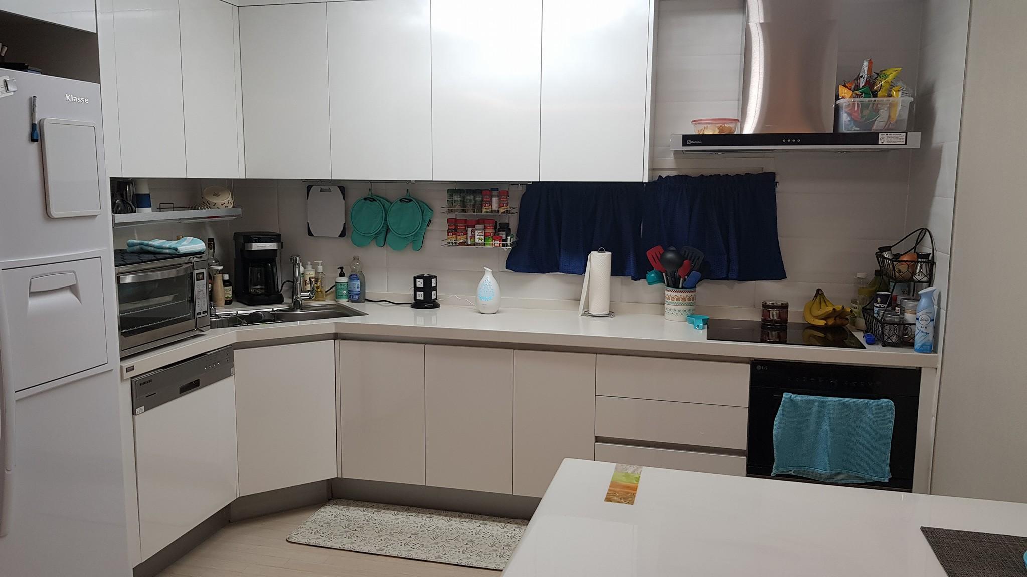 Korean vs American Kitchens