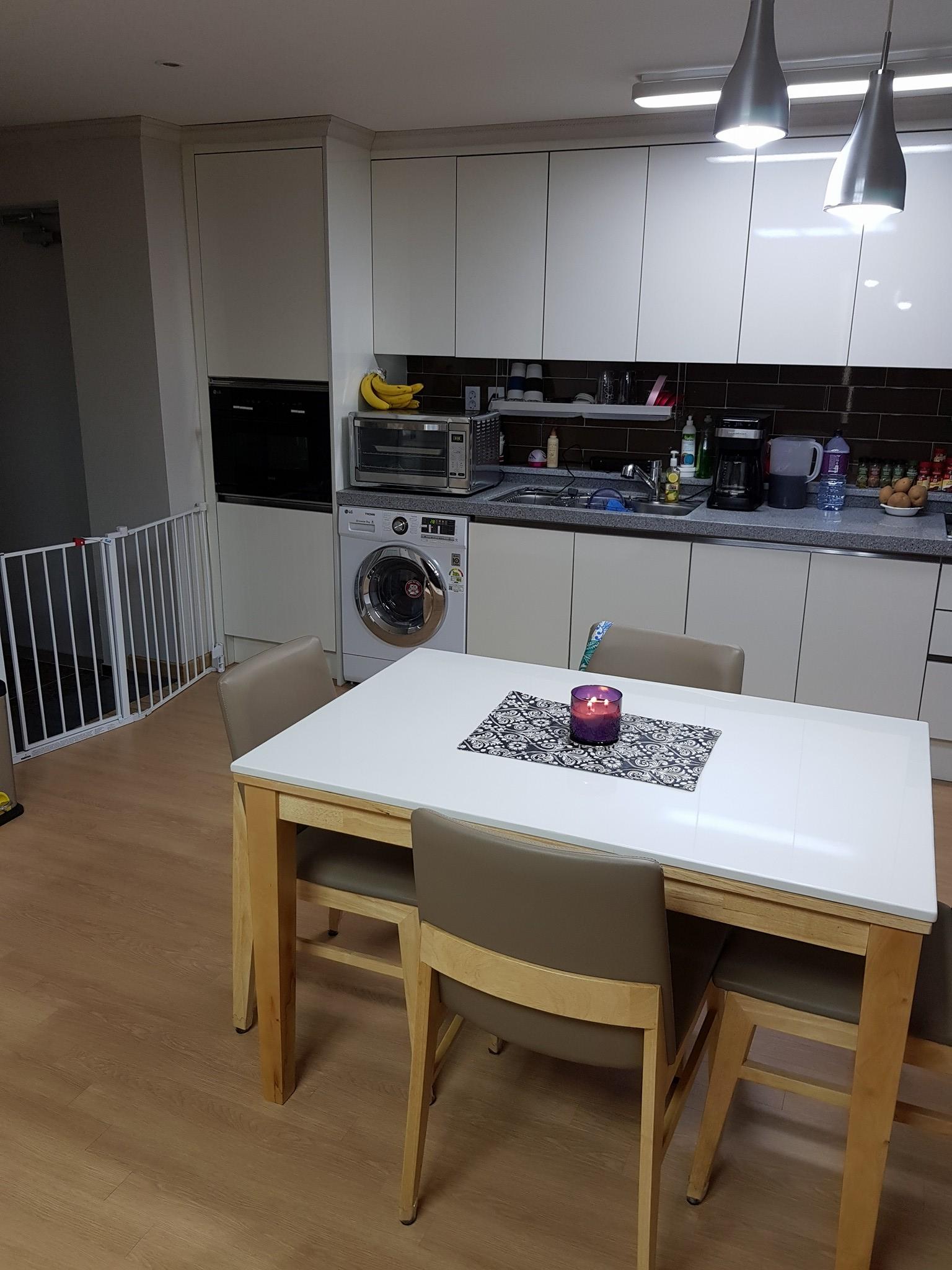 Korean vs American Kitchens